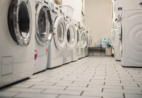 Choosing a Laundry Provider for Your Apartment Building | Lakeside Laundry